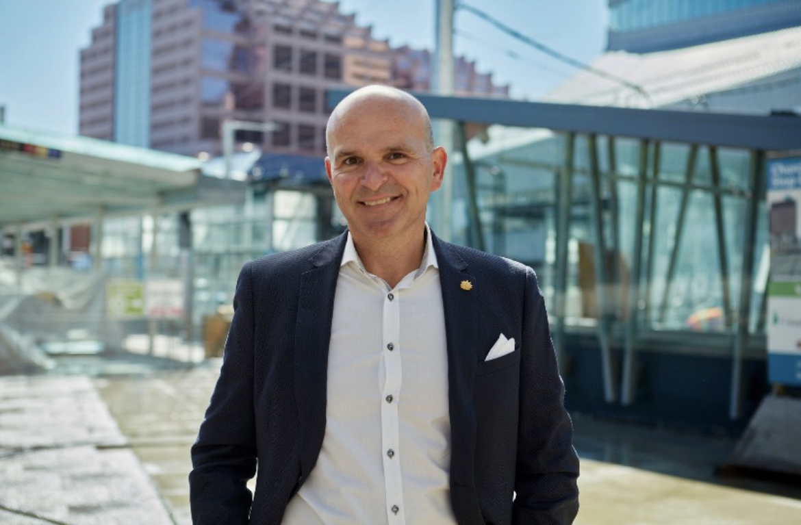 Le grand retour de Randy Boissonnault à Ottawa – Portfolio de Gabrielle ...